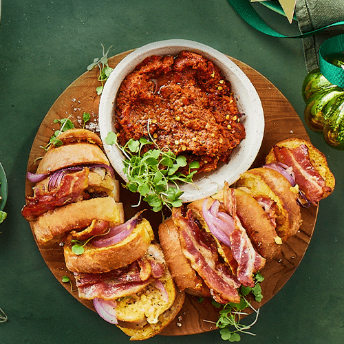 Experience a Christmas of More with SPAR!